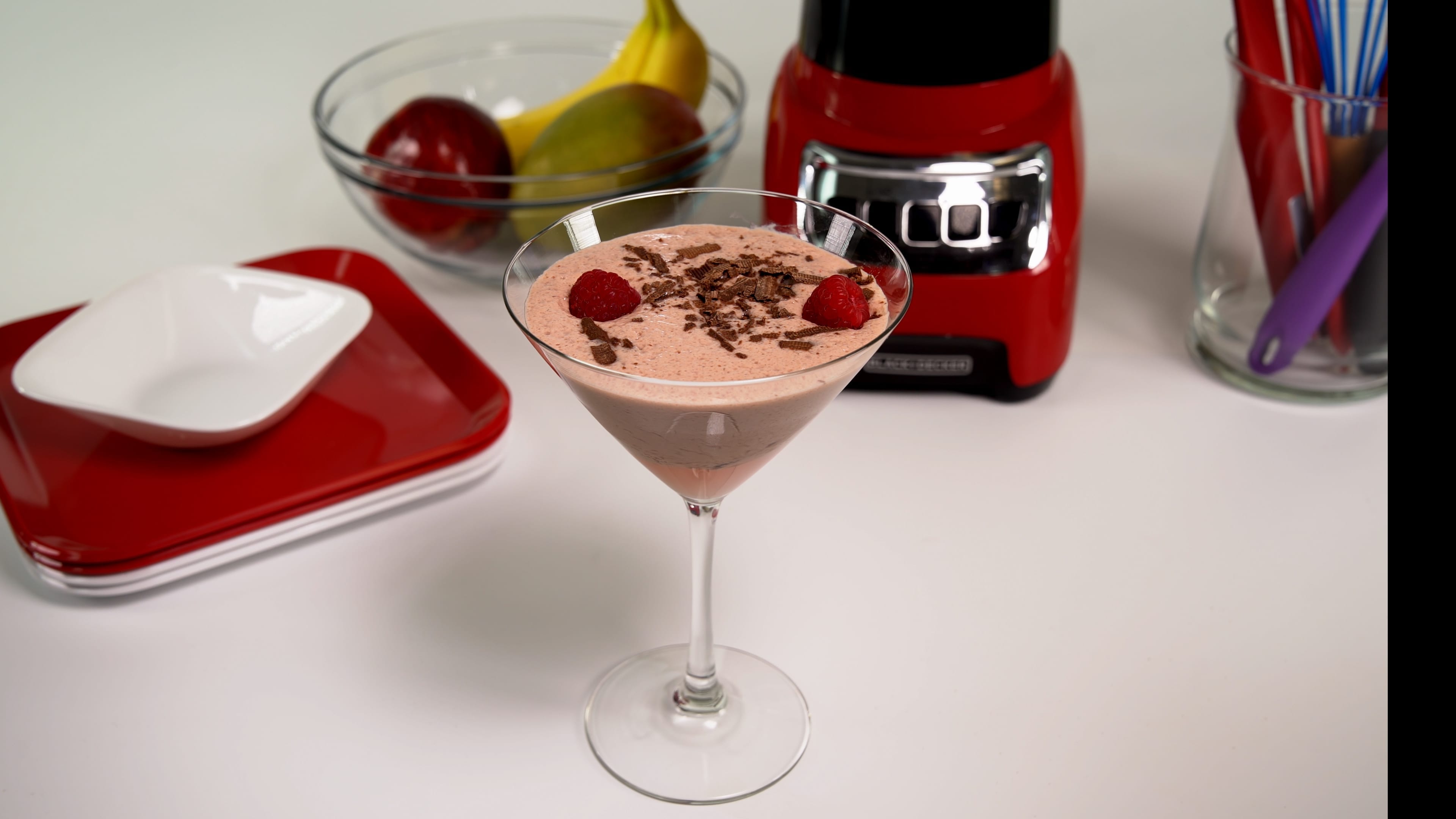Chocolate Raspberry Shake Recipe | SlimFast