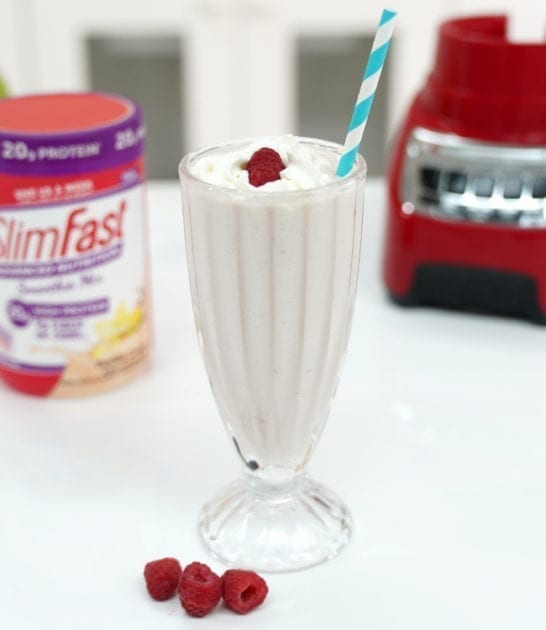 White Chocolate Raspberry Smoothie | SlimFast